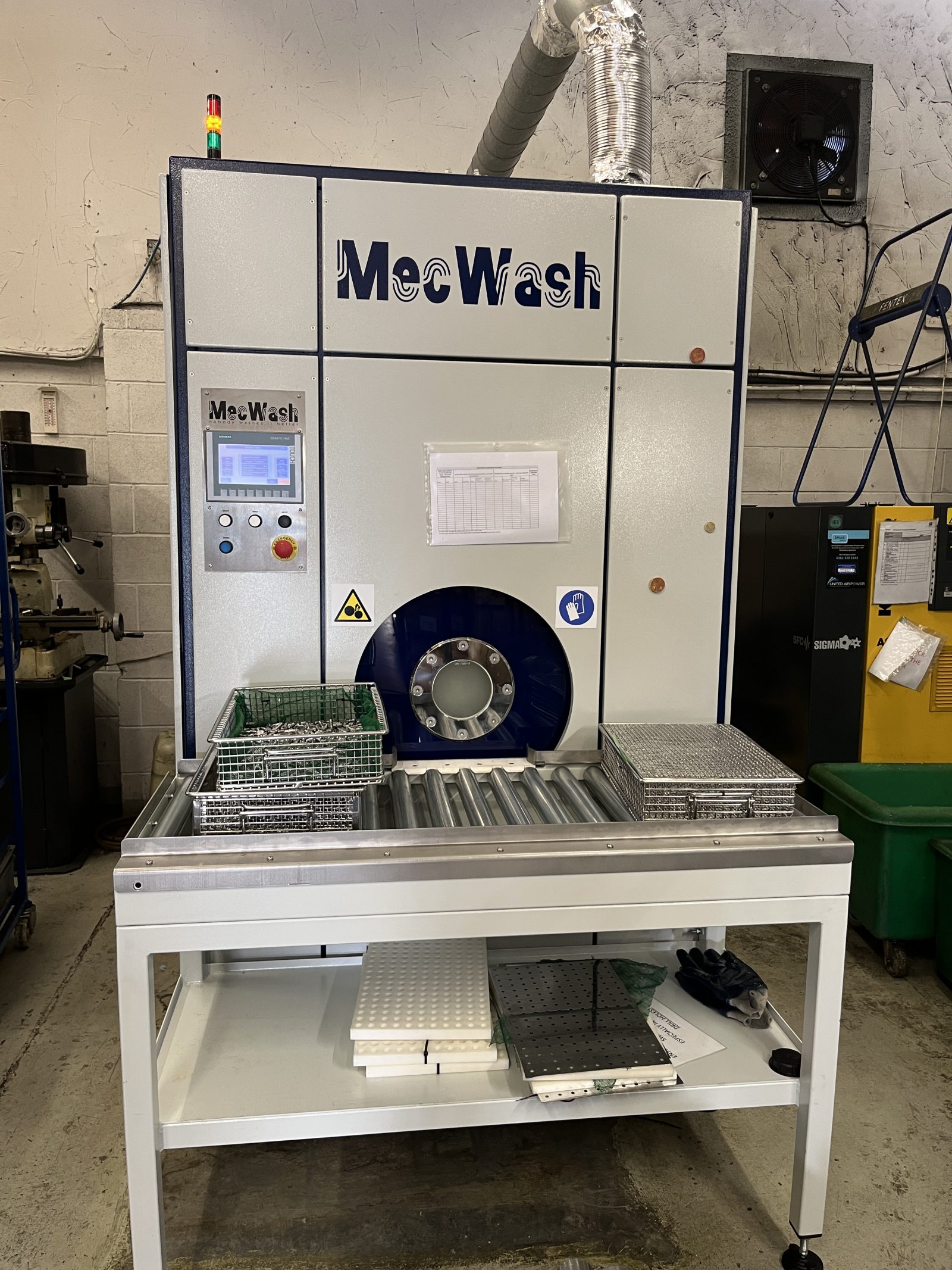 CNC Machining | Sliding Head | 5 axis machining | Rowan Precision